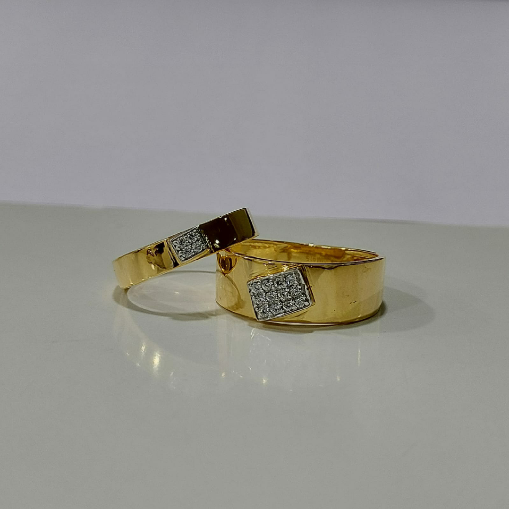 Buy quality 22k gold diamond couple ring in Ahmedabad