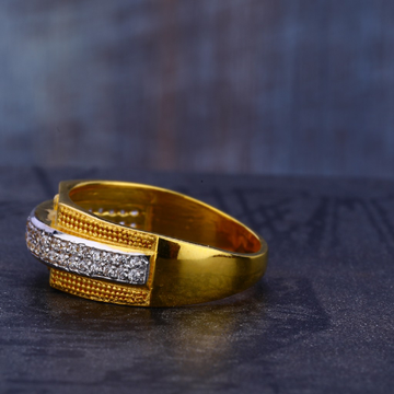 Manufacturer of 22kt cz designer hallmark gold men's ring mr683 ...