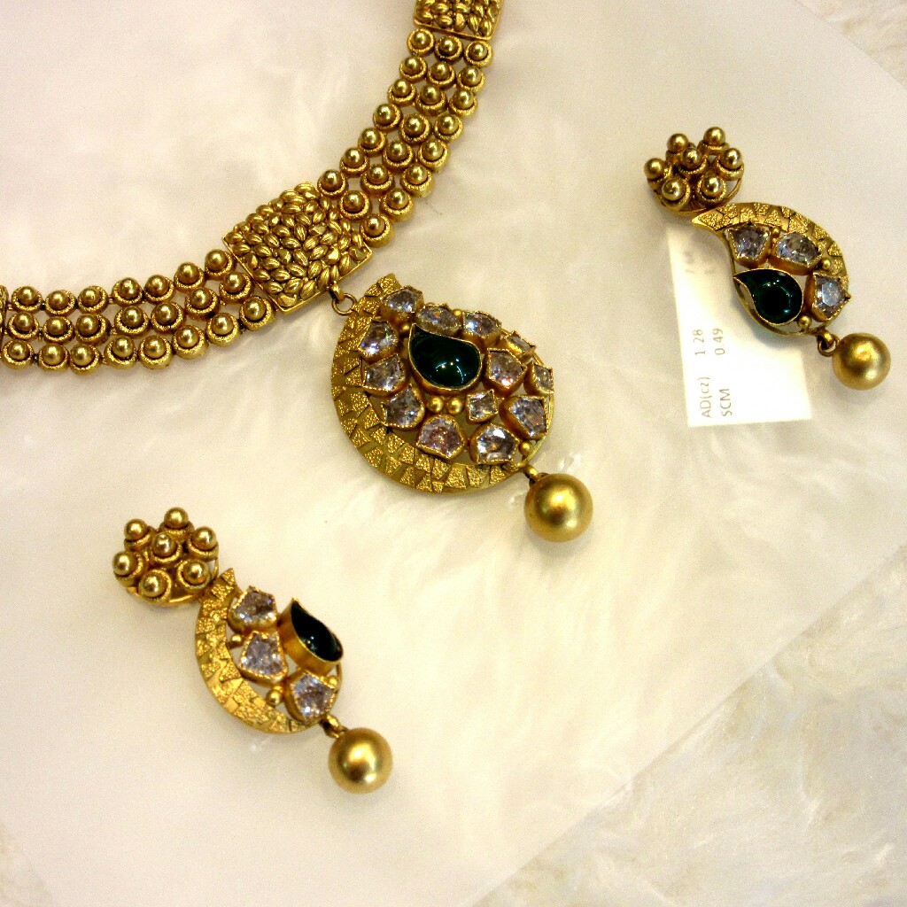 Buy quality Gold 22k Antique Jadtar Bottle Green Stone Necklace Set in Ahmedabad