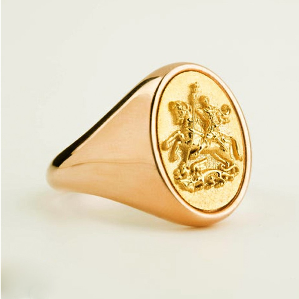 Showroom of 22 kt yellow gold sovereign coat of arms saint george men's ...