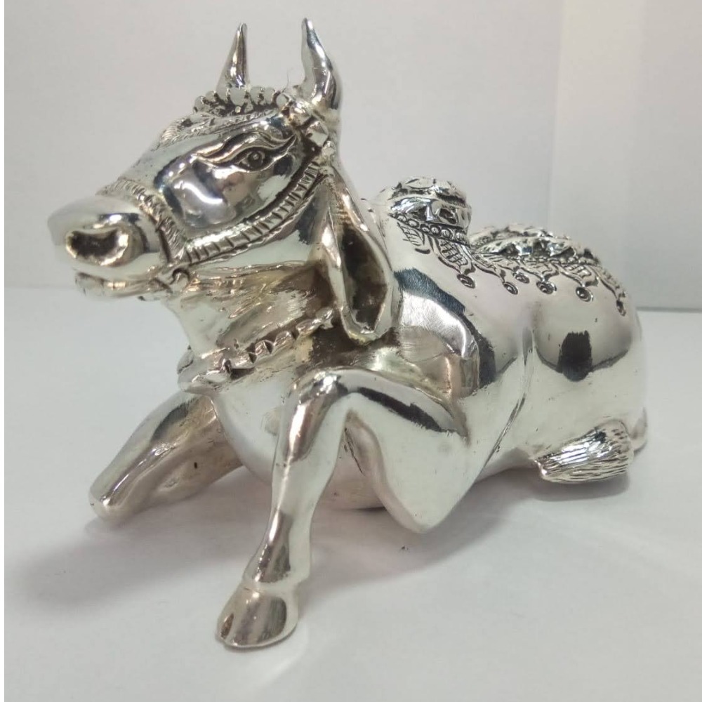 Buy quality Pure silver nandi in sitting pose po-174-02 in New Delhi