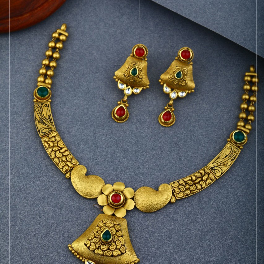 Buy quality jadtar antique set in Ahmedabad