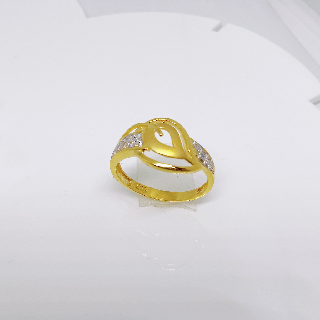 Buy quality 22k ring leaf design ring in Ahmedabad