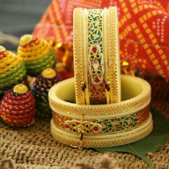 Showroom of 22k/916 gold exclusive ladies chudi | Jewelxy - 45850