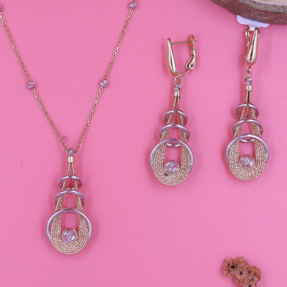 Buy quality exquisite Rose Gold Dokia-Set. in Surat