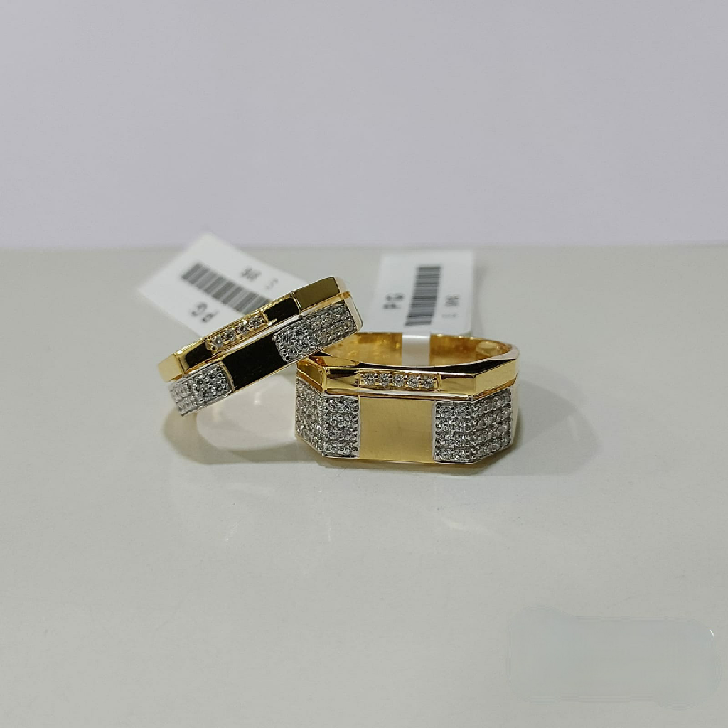 Buy quality 22k gold square couple ring in Ahmedabad