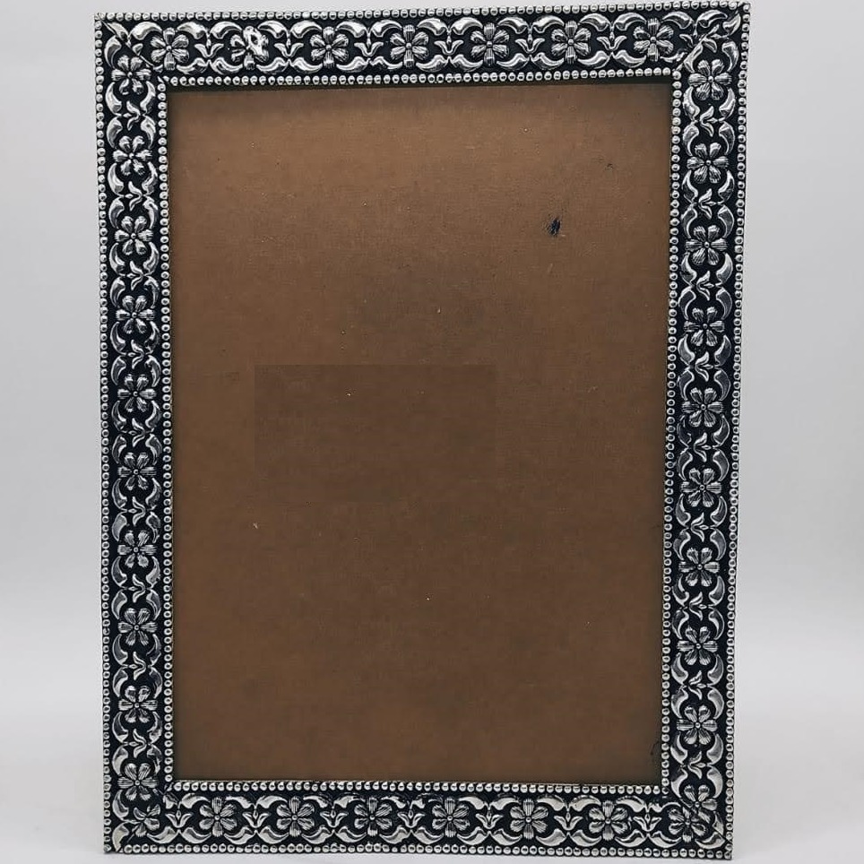 Buy quality Pure Silver Photo Frame In Antique Nakashii work PO-171-29 ...