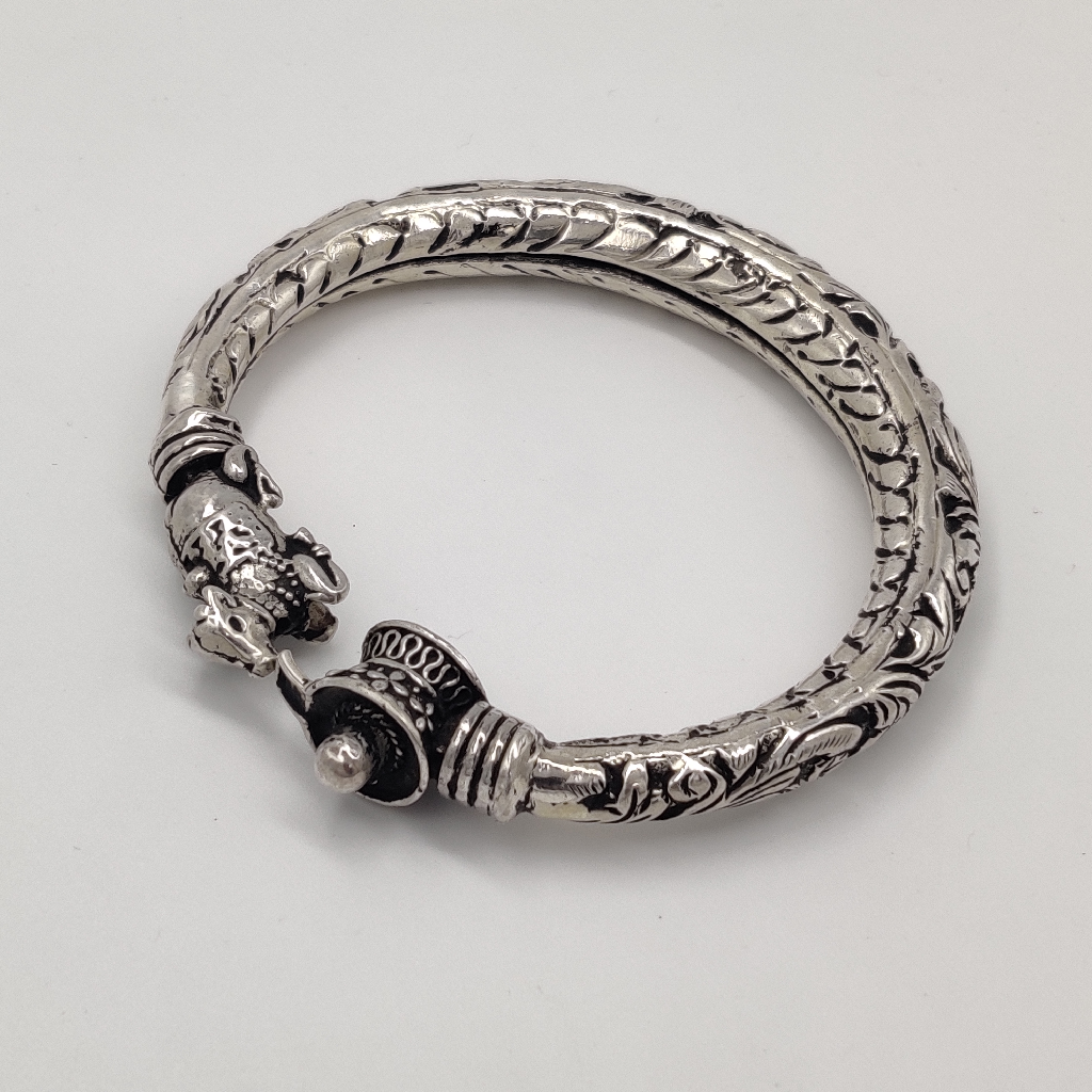 Manufacturer of 925 silver shiv linga and nandi design men's kada ...